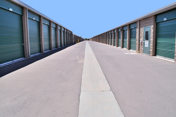 The doors have opened to a new self storage facility built by MakoRabco